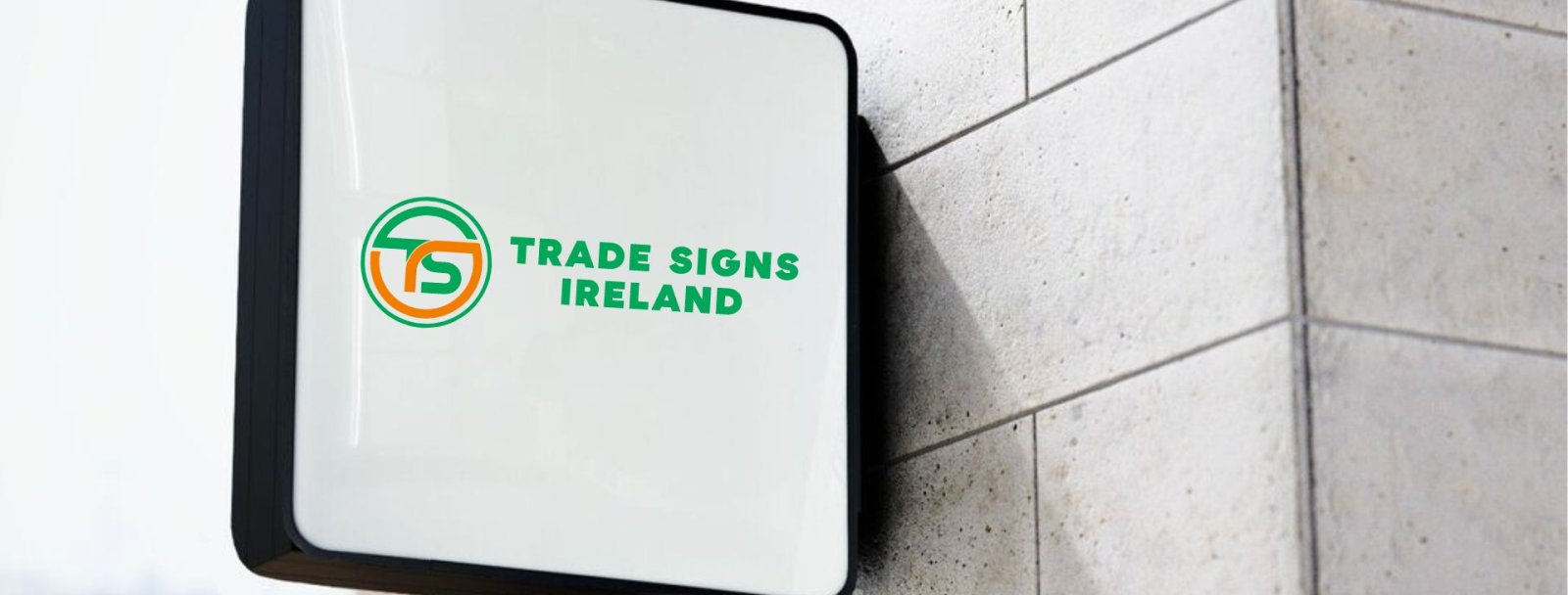 LED Projecting Signs, LED Signs, Projecting and wall mounted signs ...